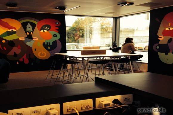 Shared Office Space & Coworking Space In Axis Parc, Emile Francqui ...